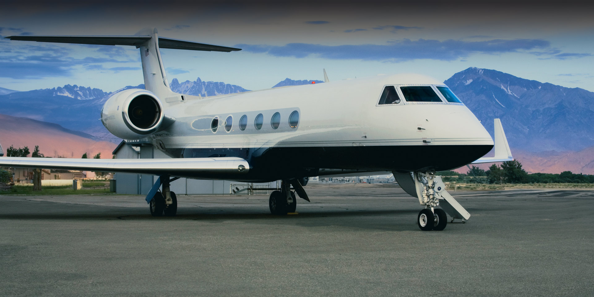 Calgary l Rent a Private Jet - Skyservice